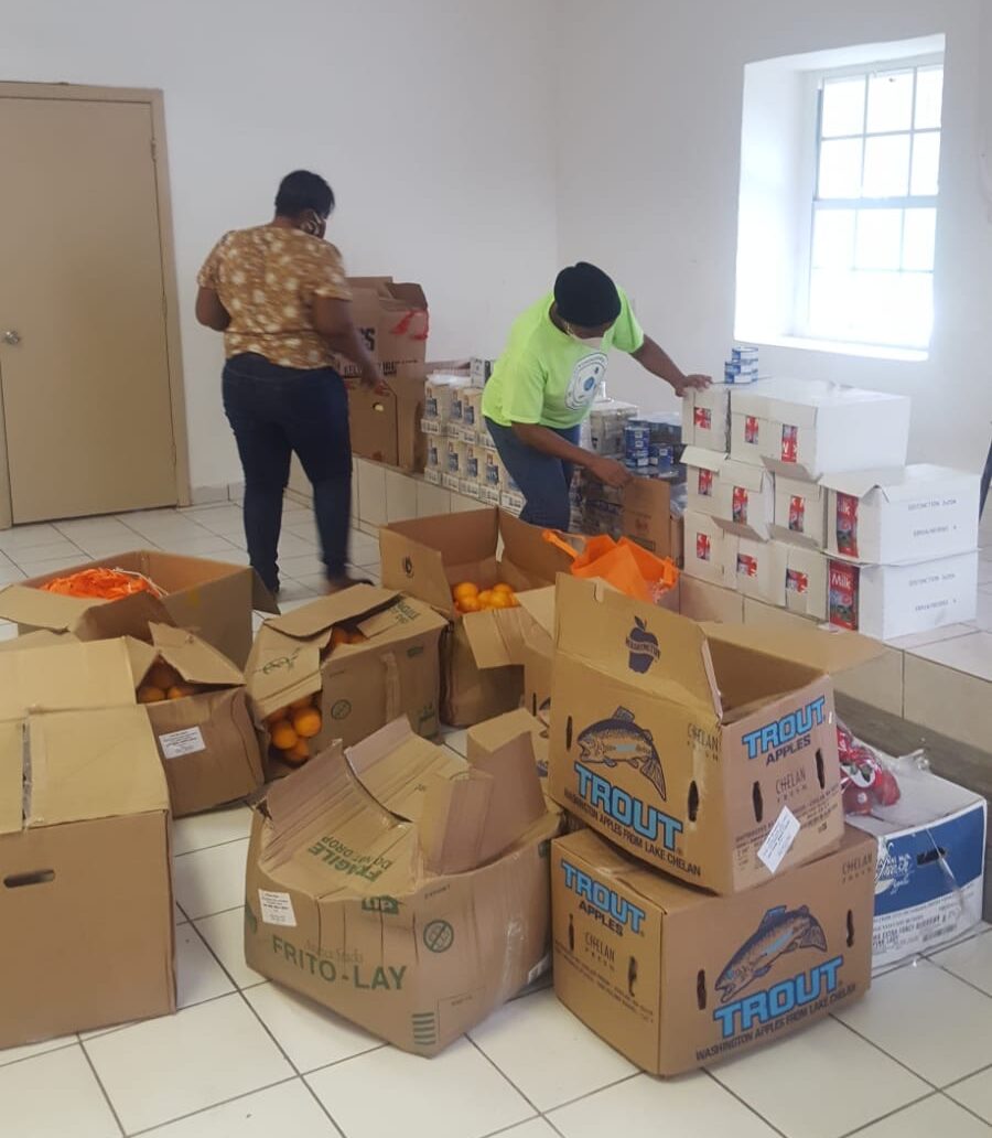 Distributing Breakfast Boxes – Food For Thought